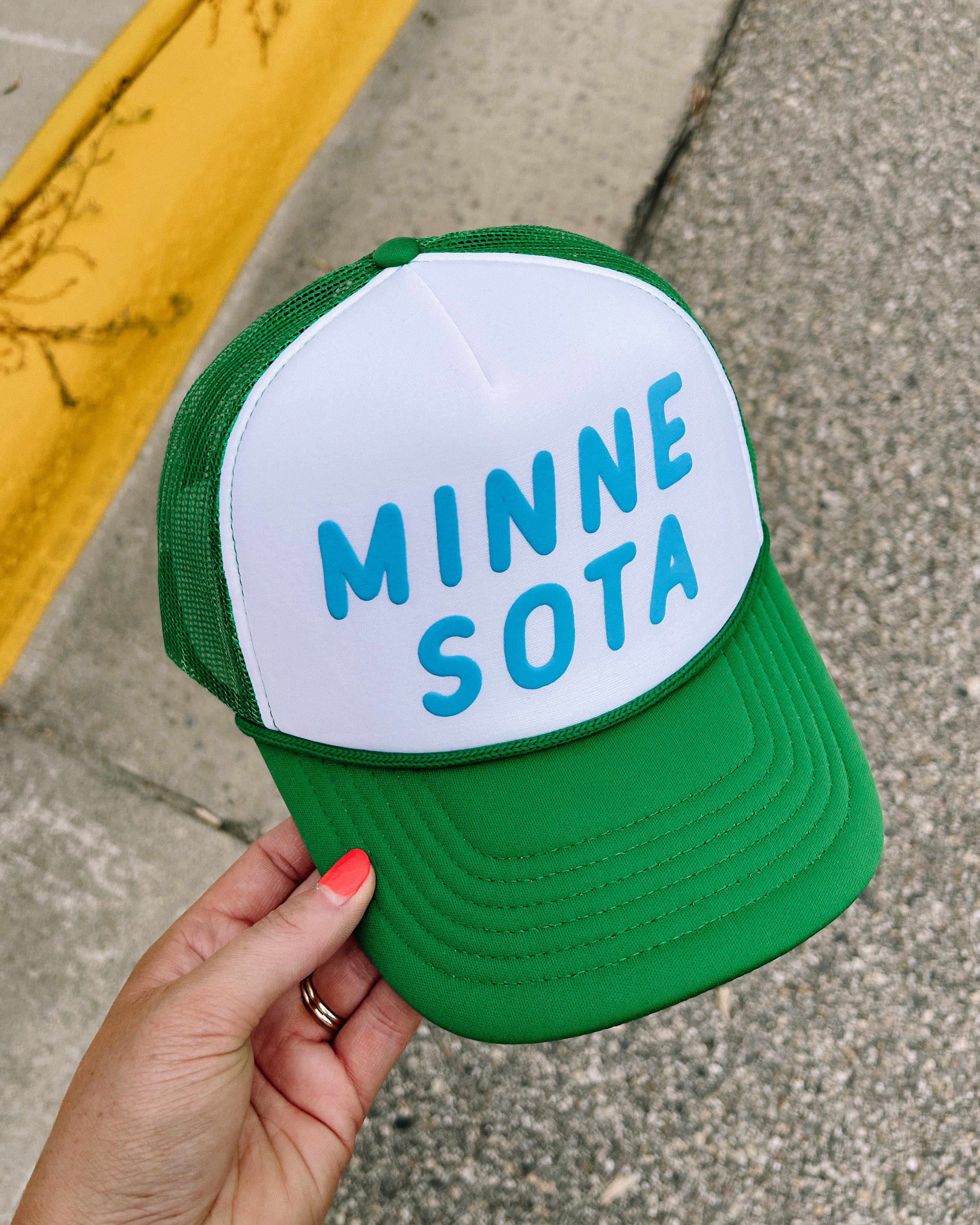 MINNE SOTA trucker hat [green/blue] – Urban Escape